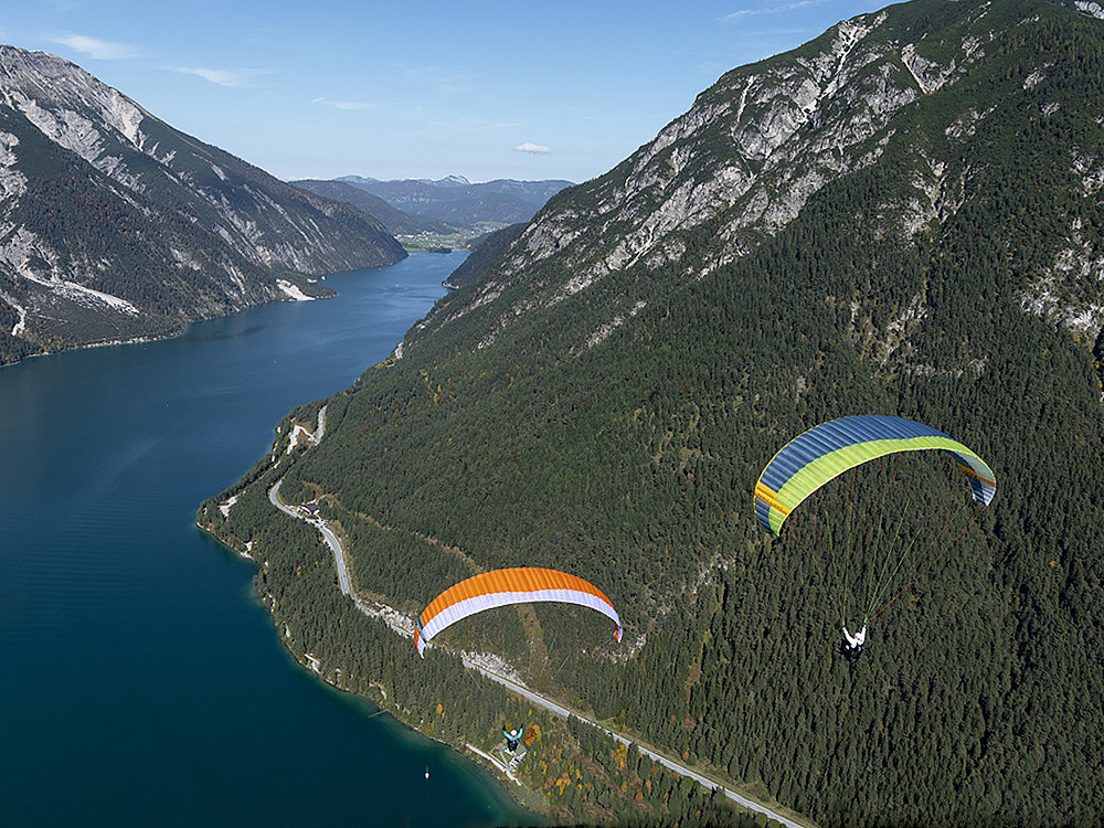 NOVA Performance Paragliders - AONIC Light