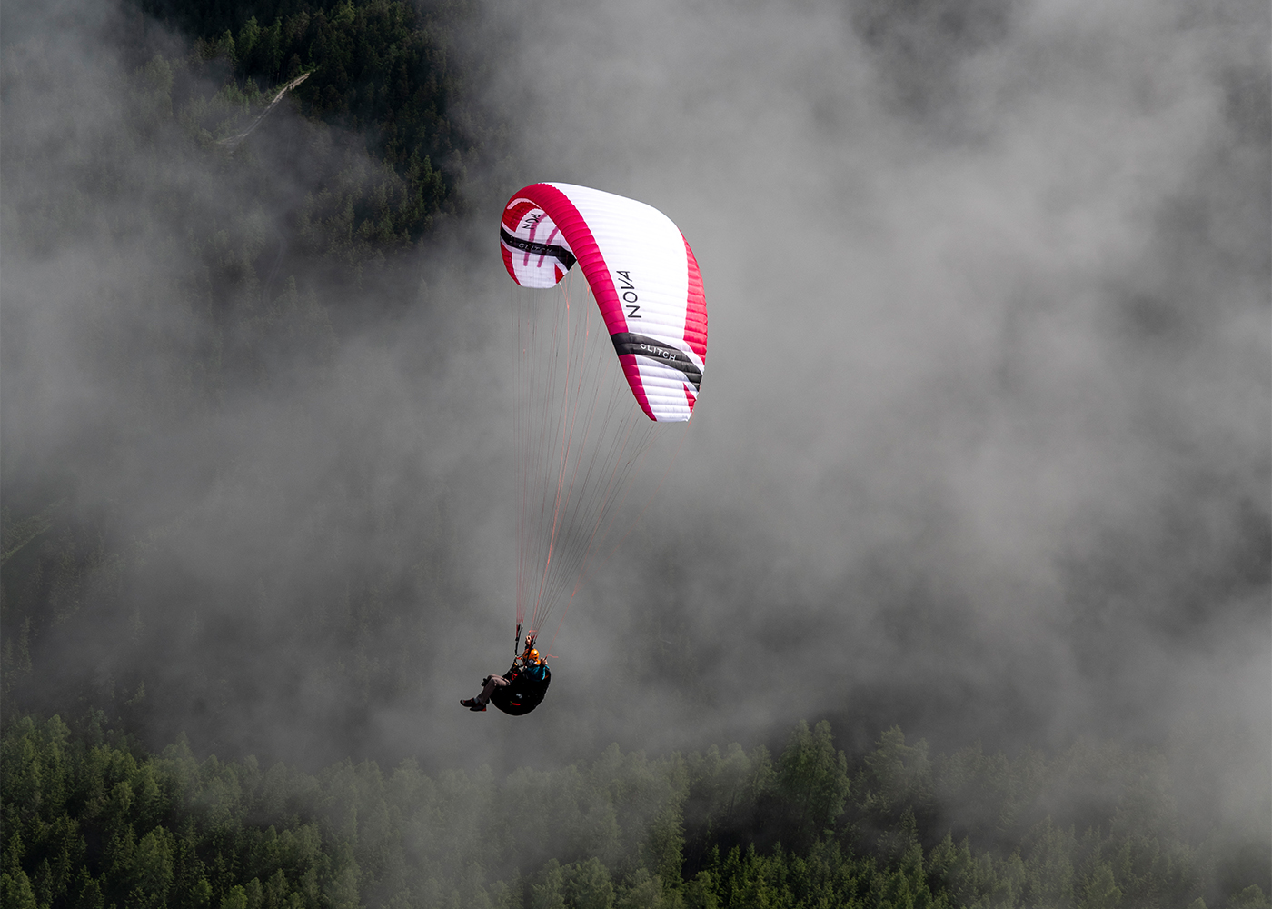 NOVA Performance Paragliders - GLITCH